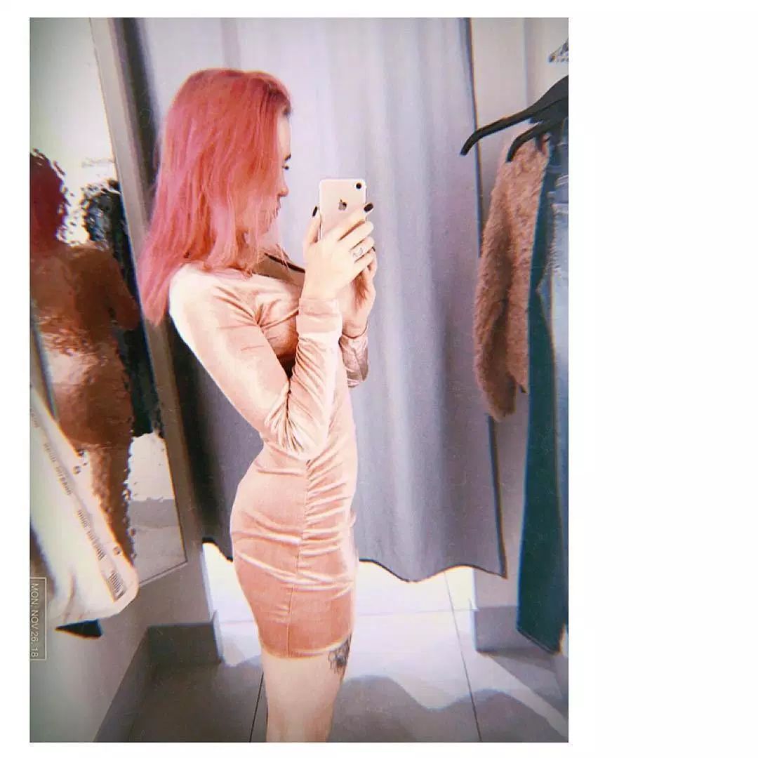 Слив фото голой стримерши Denly (30 горячих фото) скачать бесплатно